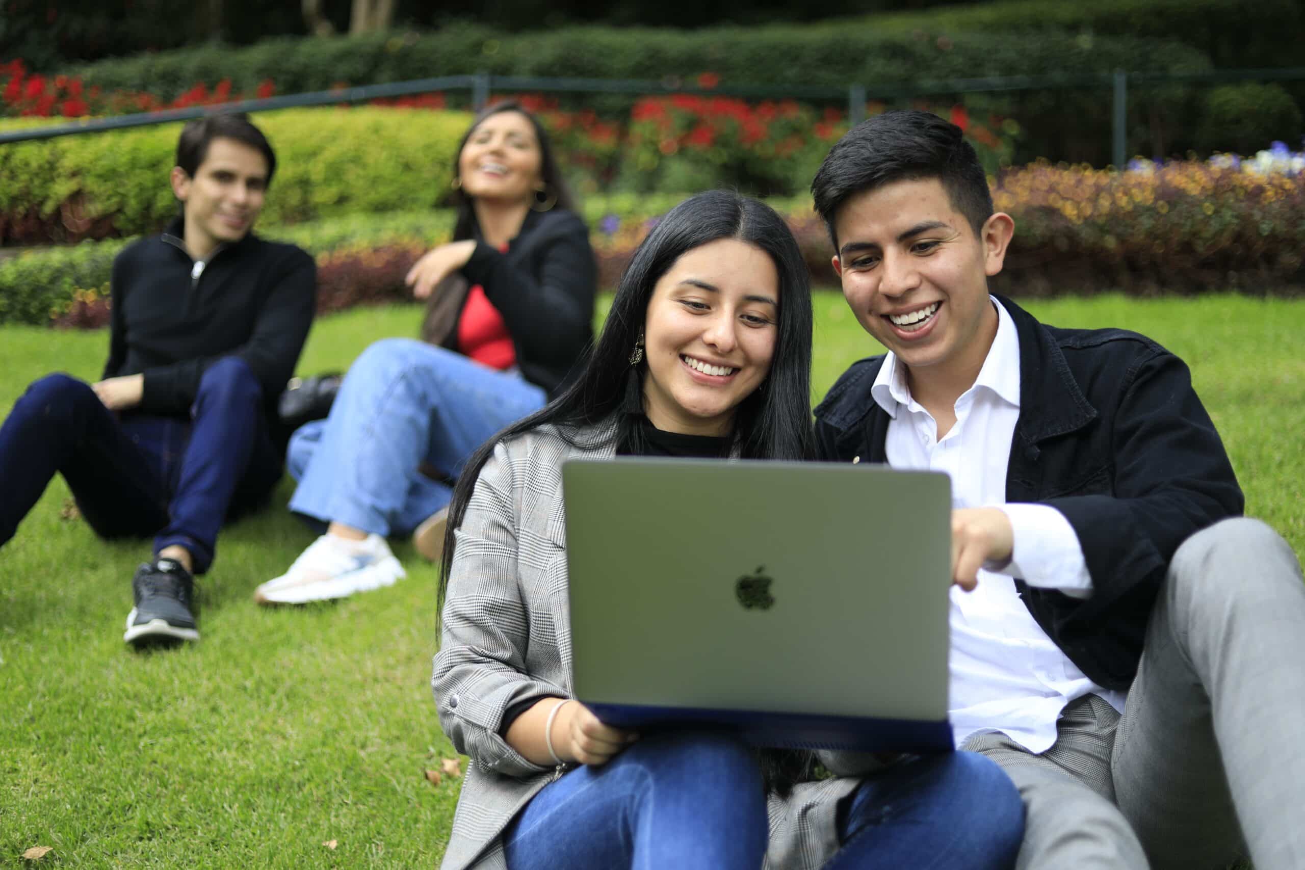 ¿Educación virtual es lo mismo que clases por plataformas como Zoom o ...